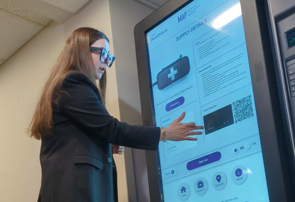 Healthbox: Harm Reduction Kiosk Increasing Access and Dignity | Réseau ...